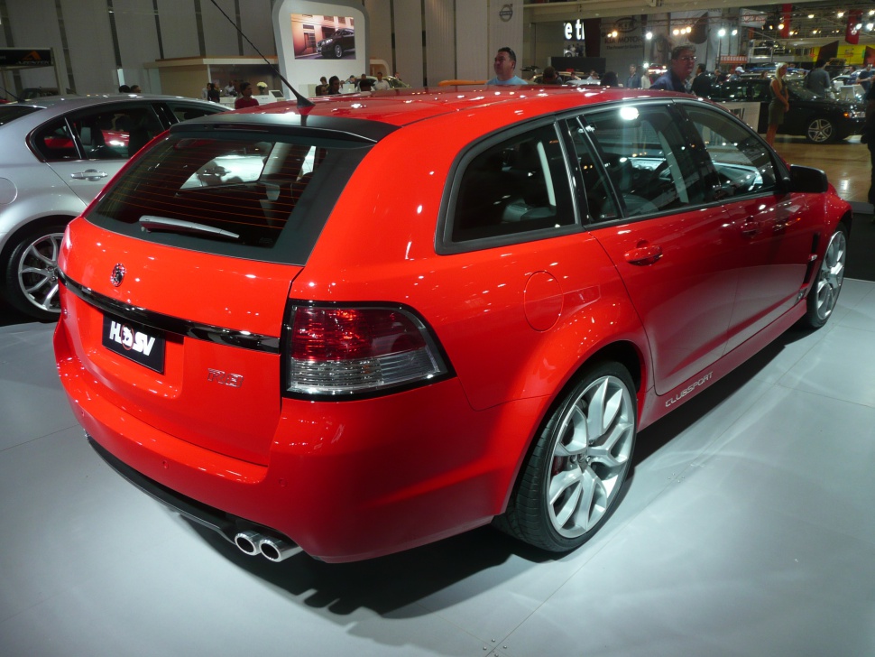 HSV Clubsport Tourer (VE) R8 6.2 V8 (431 Hp)